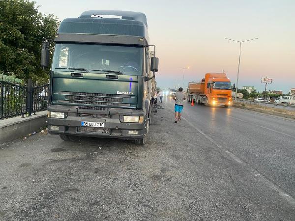 Bursa'da feci kaza: Ölü ve yaralılar var! - Norm Haber Bursa'da feci kaza: Ölü ve yaralılar var! - Norm Haber